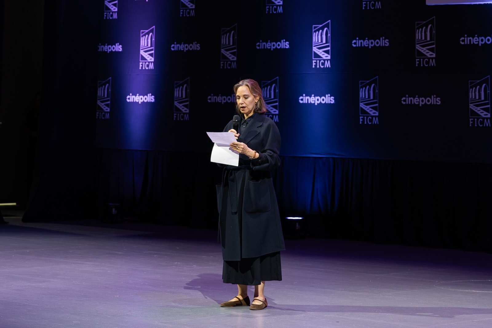 ‘Frankenstein’ y la belleza de vivir roto: La redención según Guillermo ...