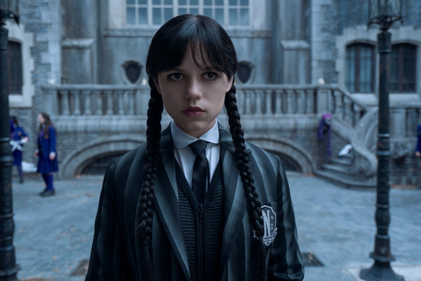 Tim Burton y elenco de Merlina: “Es bellísimo ver a estos personajes ...