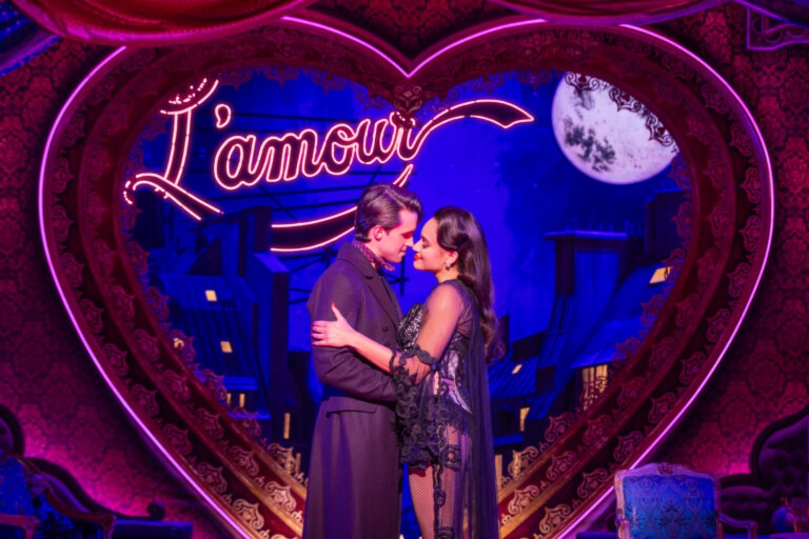 El Moulin Rouge abre sus puertas en México: un viaje de Broadway a los ...